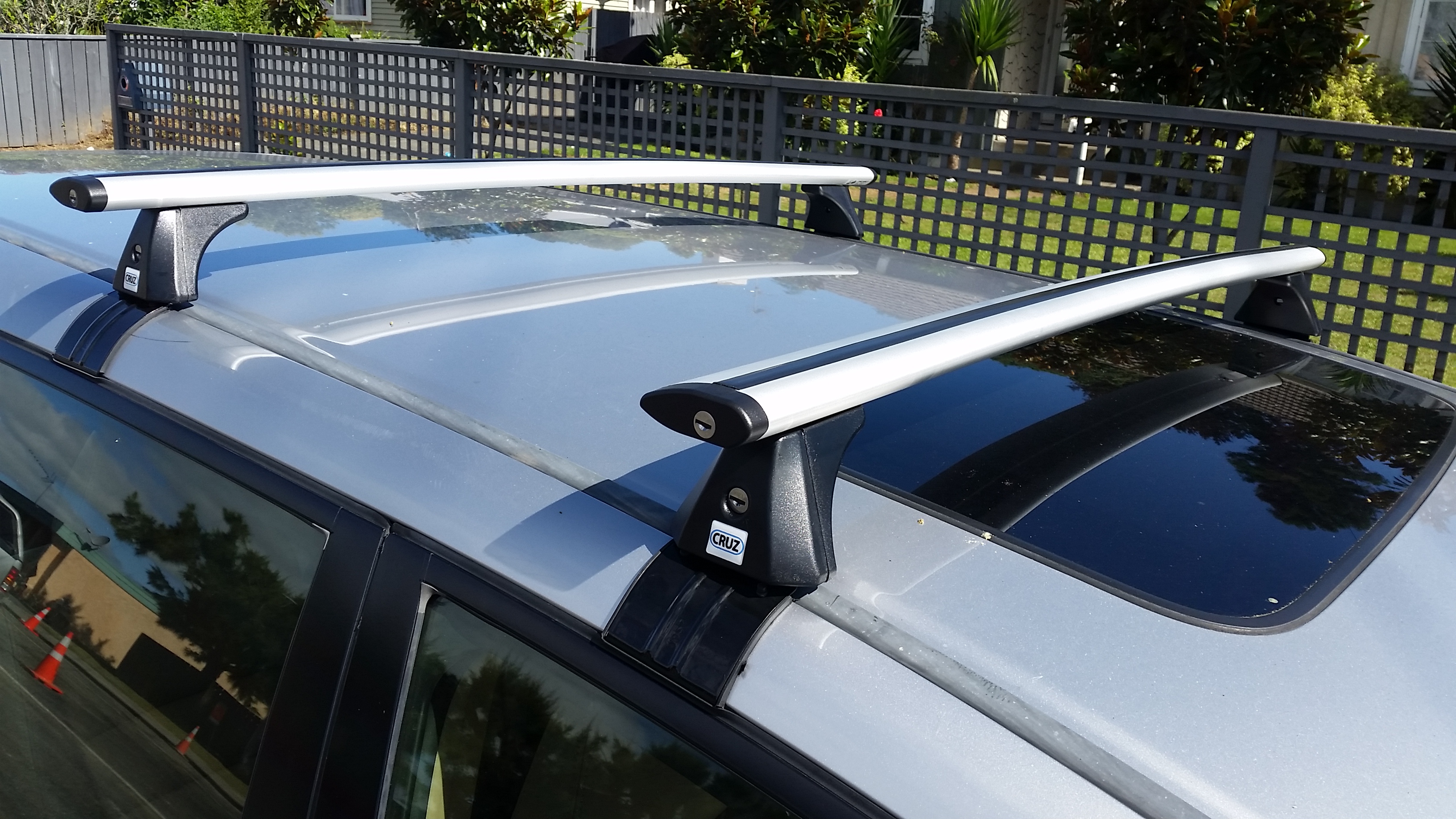 CRUZ Airo Silver Roof Racks - Roof Racks NZ Ltd